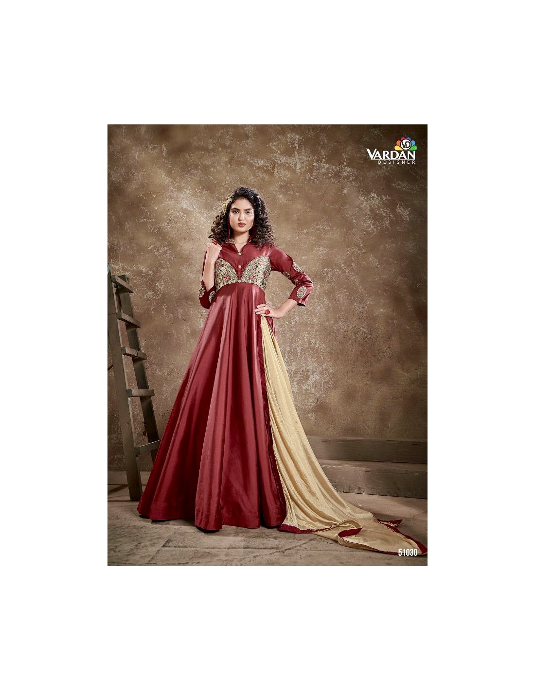 Robe de Soirée Princesse Longue Rouge vardan Robe indienne (sari in...